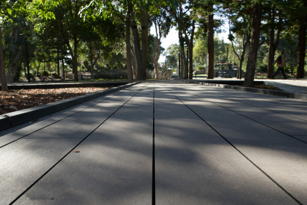 225 Decking | Perma Composites