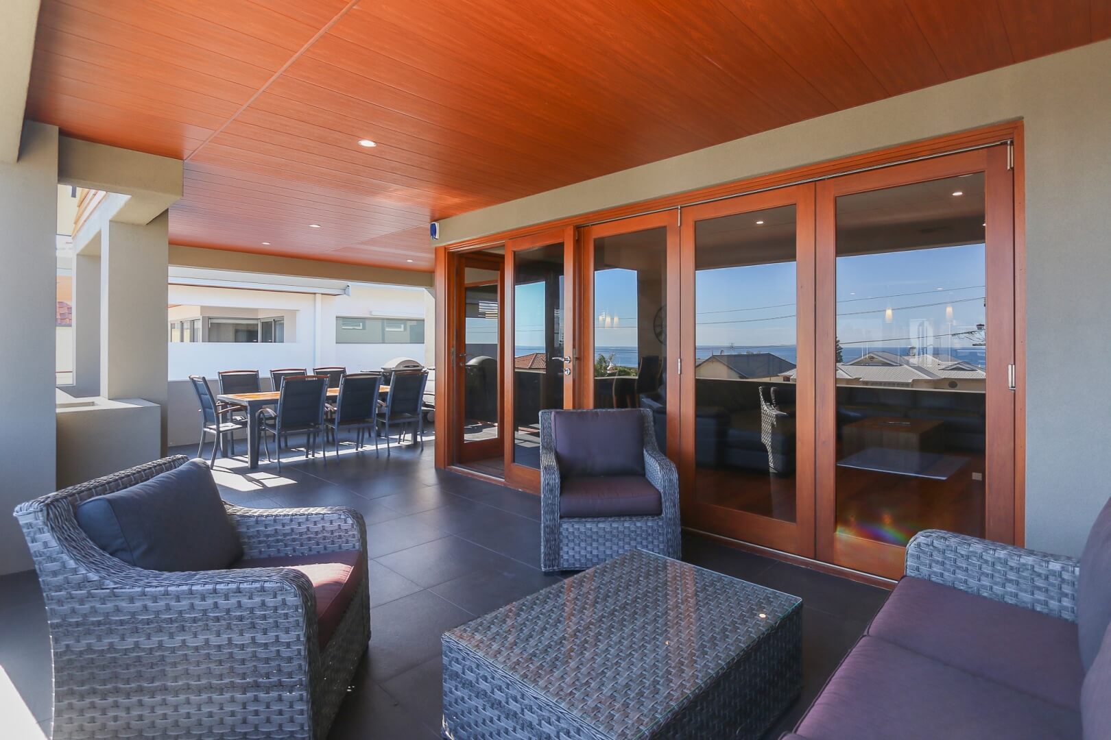 Residential Trigg, WA – QuickBoard™ Cherry | Perma Composites